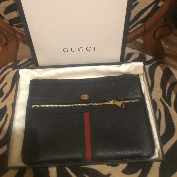 Gucci | Bags | Gucci Medium Leather Envelope Bag | Poshmark